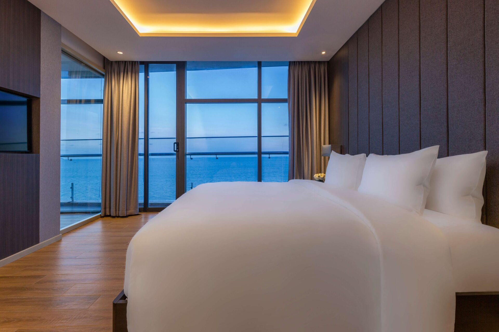 Khách sạn Premier Pearl Vũng Tàu - Beyond a Dream!