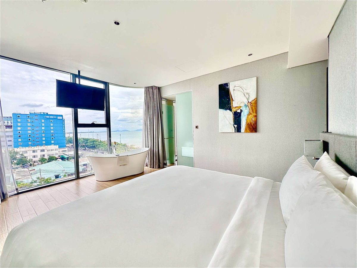 Signature King View - Khách sạn Premier Pearl Vũng Tàu - Beyond a Dream!